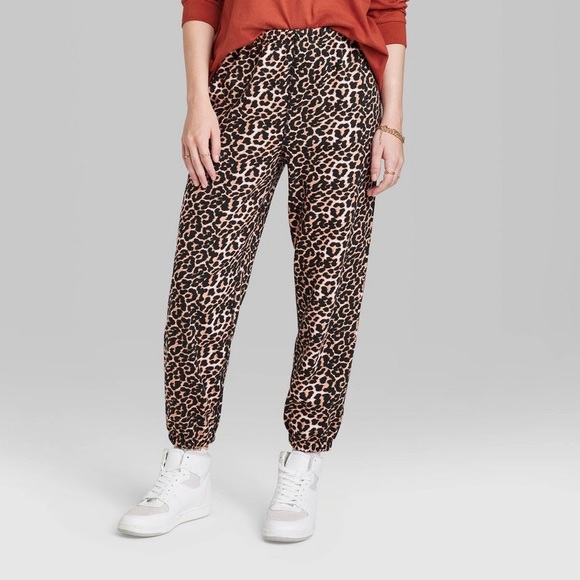 Ascot & Hart | Pants & Jumpsuits | Ascot Hart Black Leopard Graphic ...
